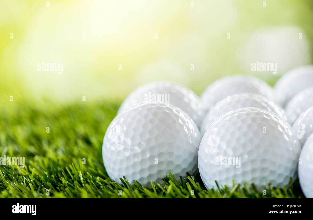 Row of golf balls hi-res stock photography and images - Alamy