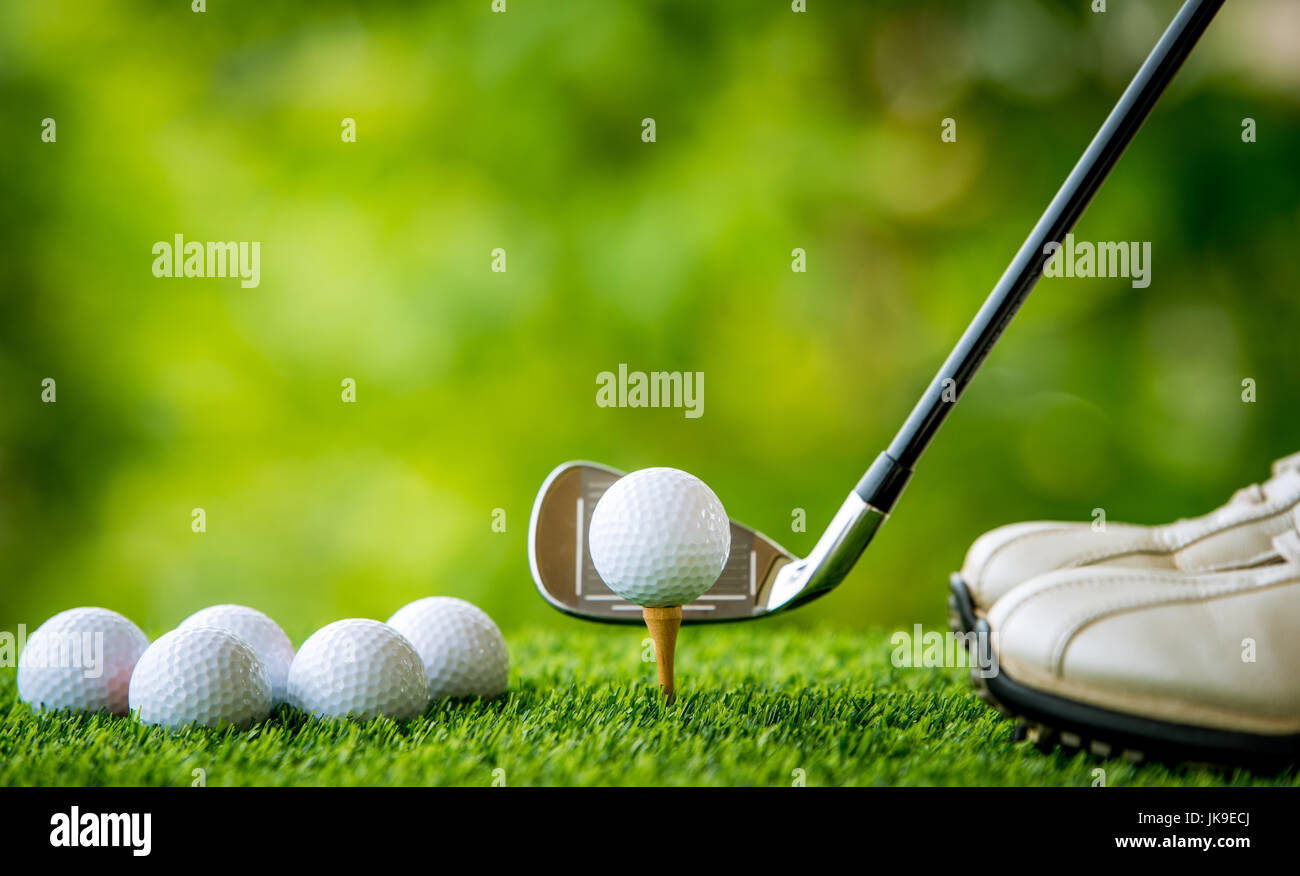 Golf tee off hi-res stock photography and images - Alamy