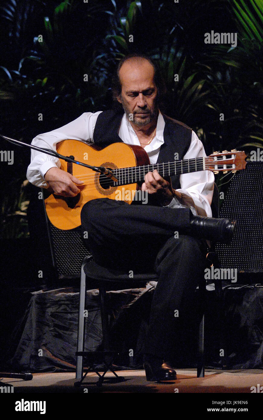PACO DE LUCIA, face, portrait, music, concert, spanish, flamenco ...