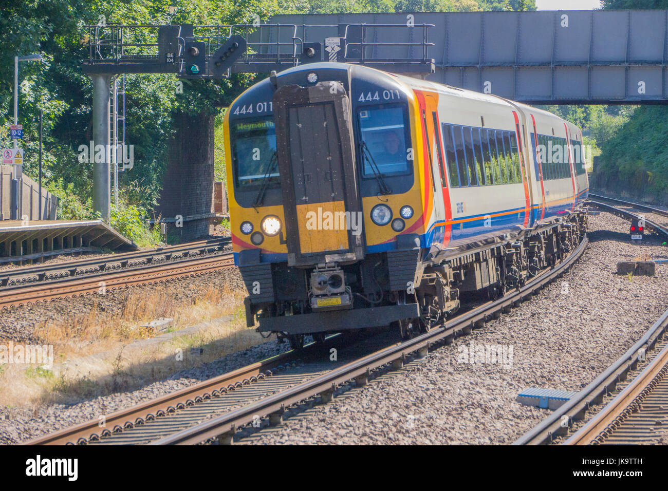 Emu 444 hi-res stock photography and images - Alamy