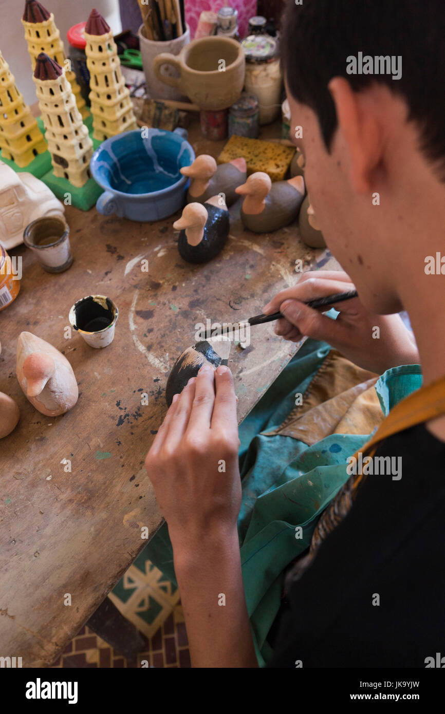 Cuba pottery trinidad hi-res stock photography and images - Alamy