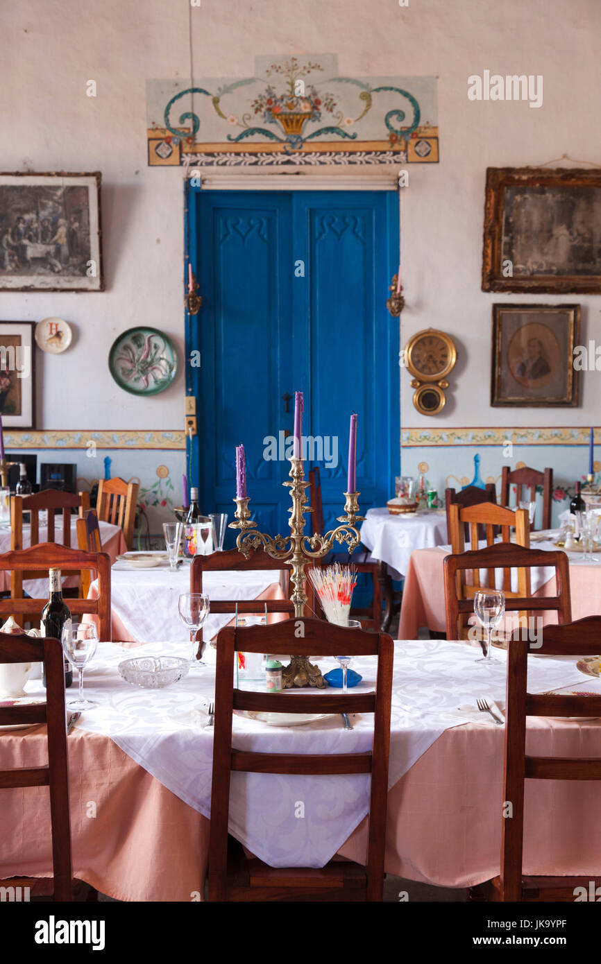 Privately run paladar restaurant interior hi-res stock photography and ...