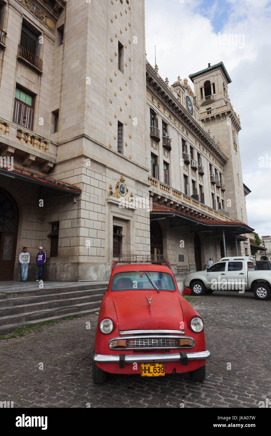 Cuba, Havana, Havana Vieja, Central Train Station, exterior Stock Photo ...