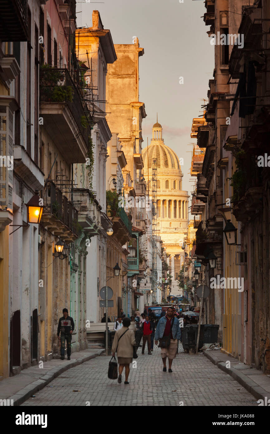 Cuba, Havana, Havana Vieja, Old Havana buildings, dawn Stock Photo - Alamy
