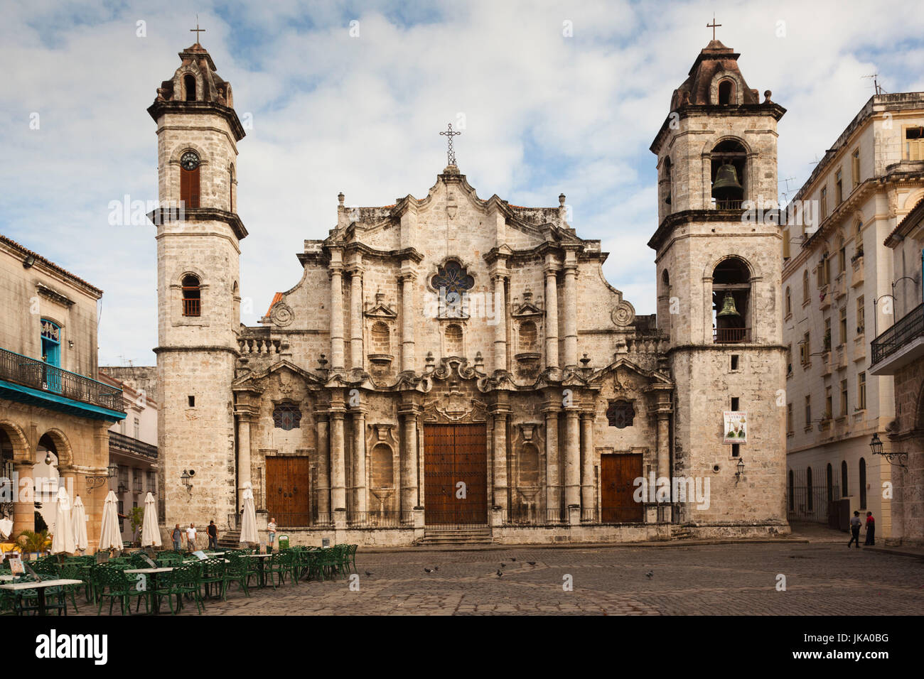 Cuba, Havana, Havana Vieja, Plaza de la Catedral, Catedral de San ...