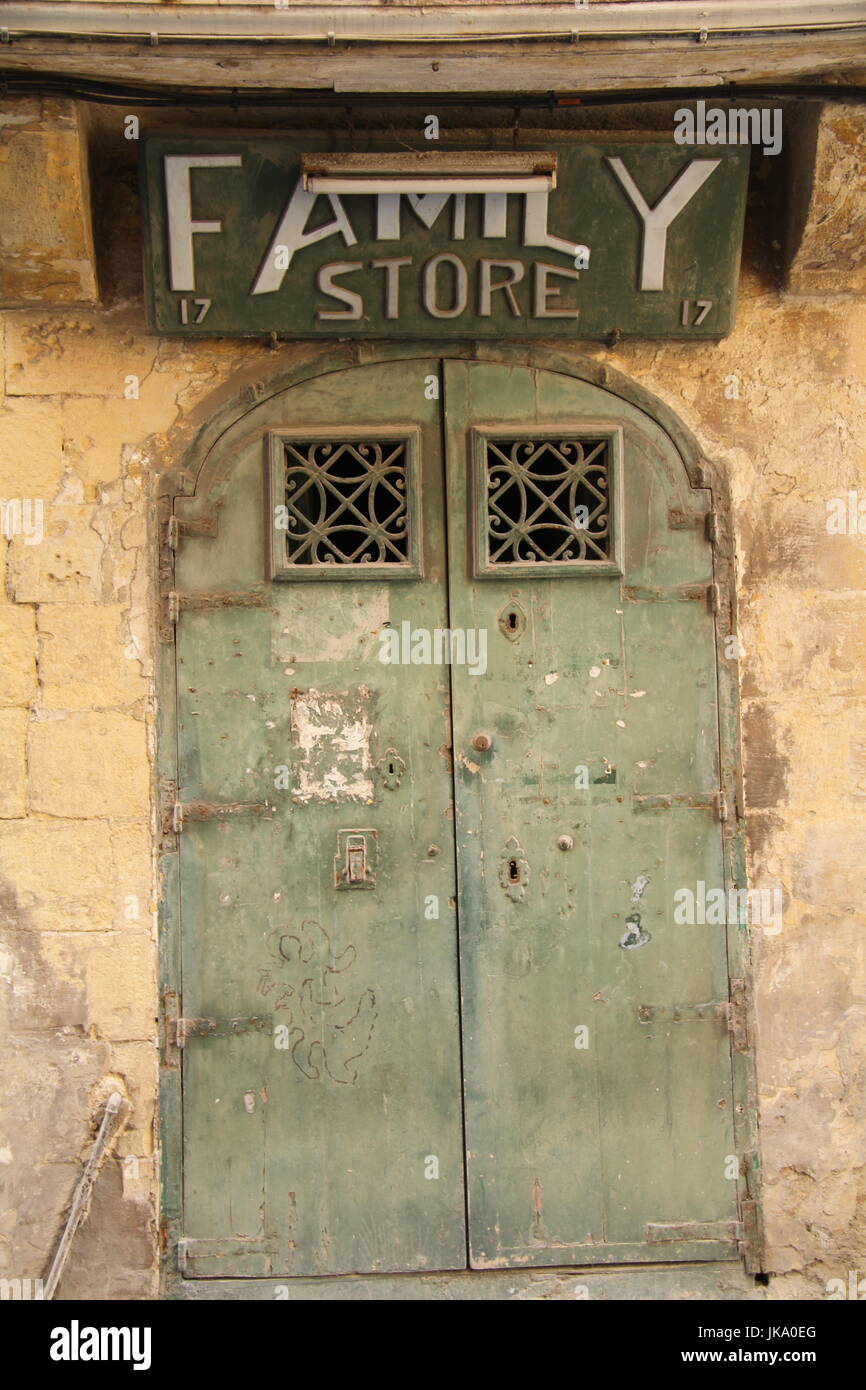 Store balconies hi-res stock photography and images - Alamy