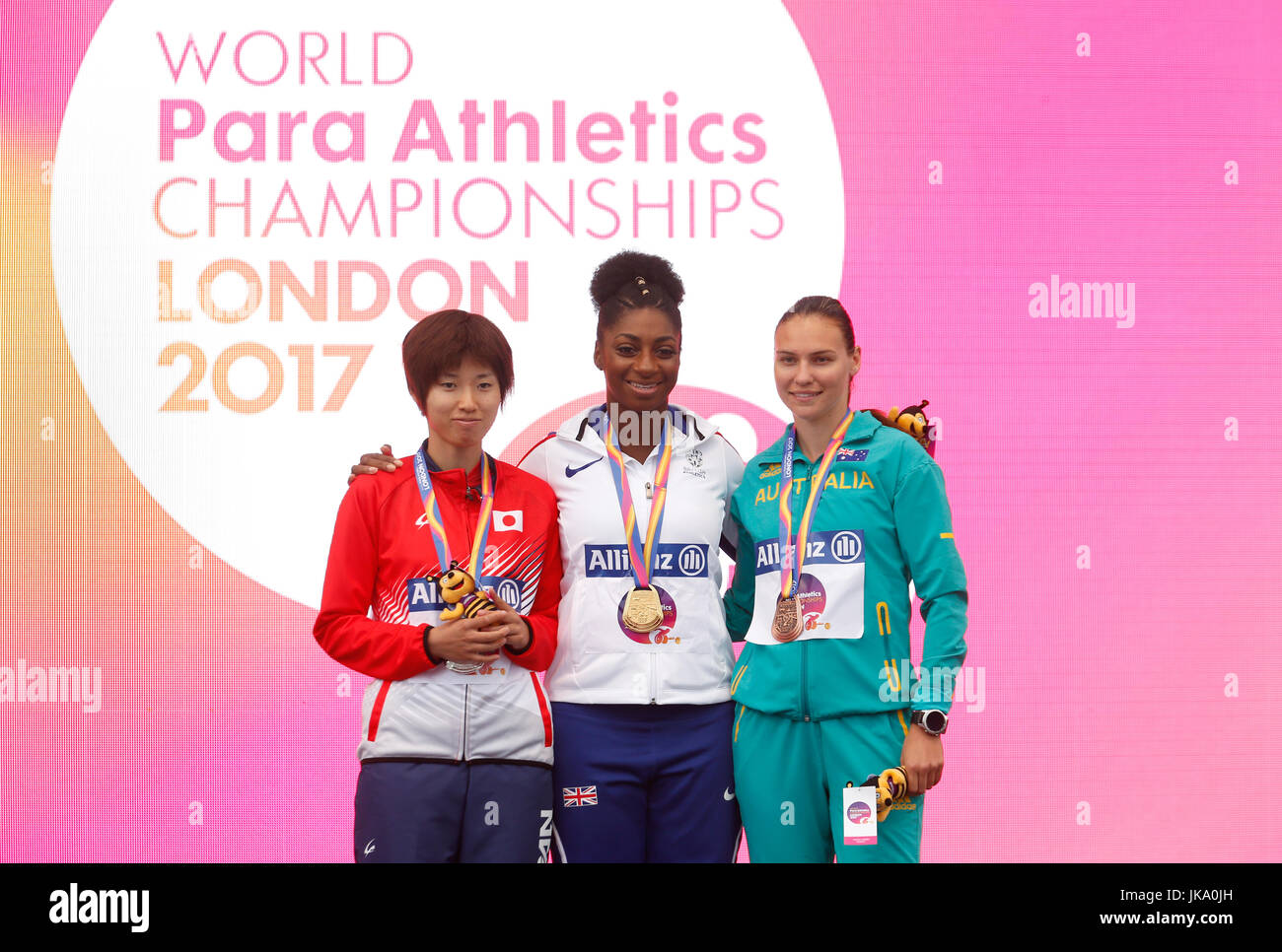 Gold medallist Great Britain's Kadeena Cox (centre), silver medallist ...