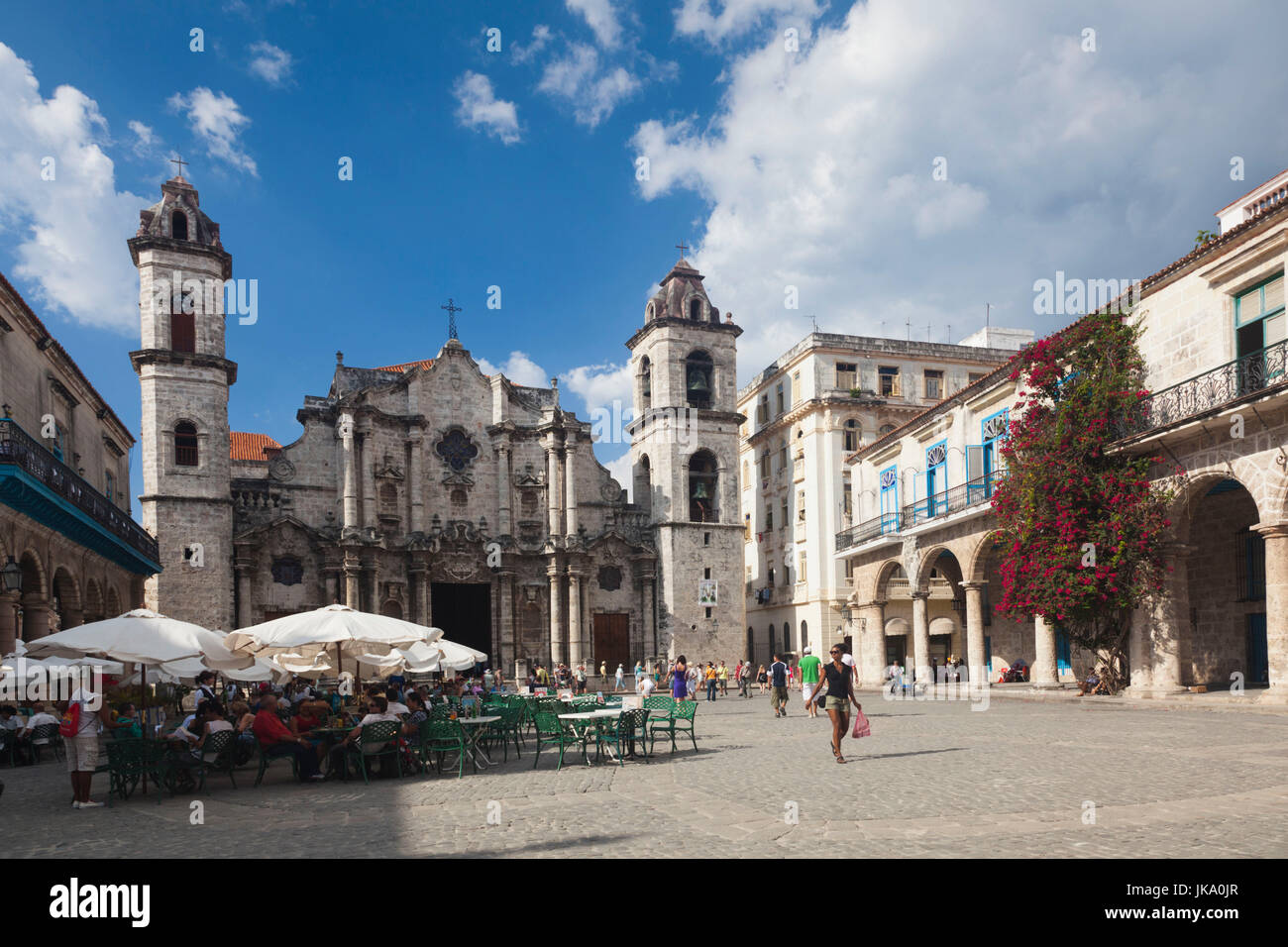 Cuba, Havana, Havana Vieja, Plaza de la Catedral, Catedral de San ...