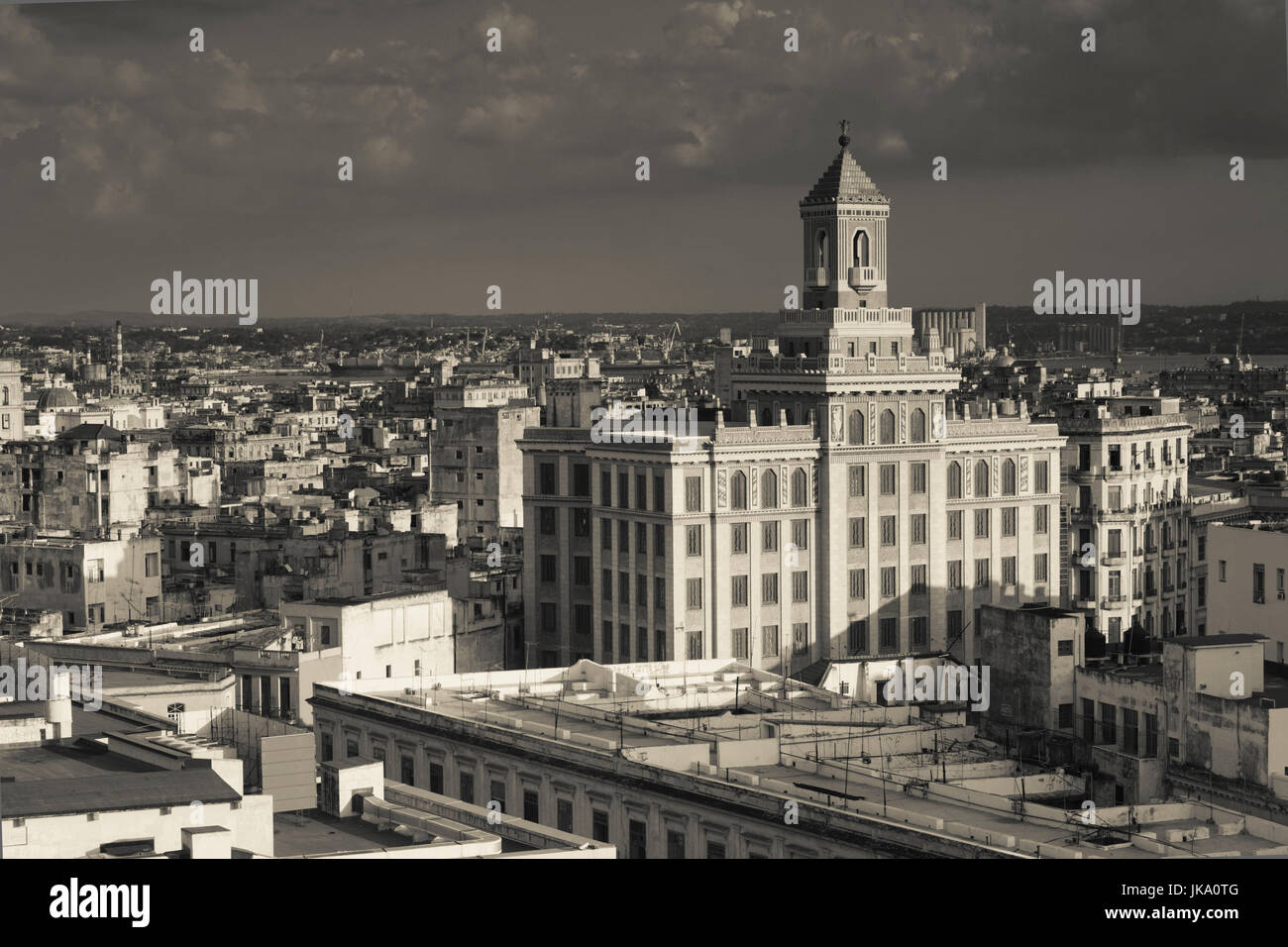 Elevated view of the edificio bacardi building hi-res stock photography ...