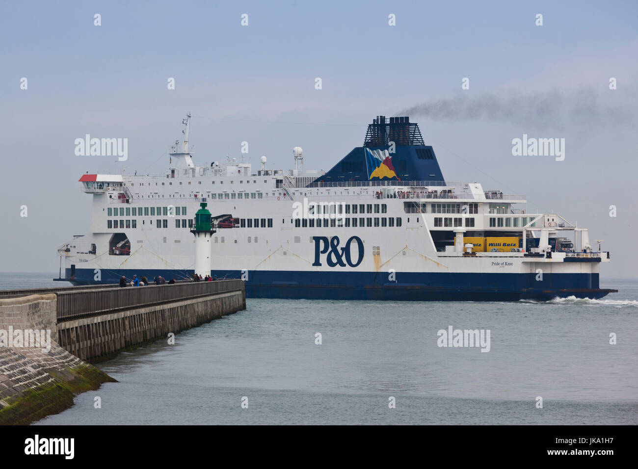 English channel ferry hi-res stock photography and images - Alamy