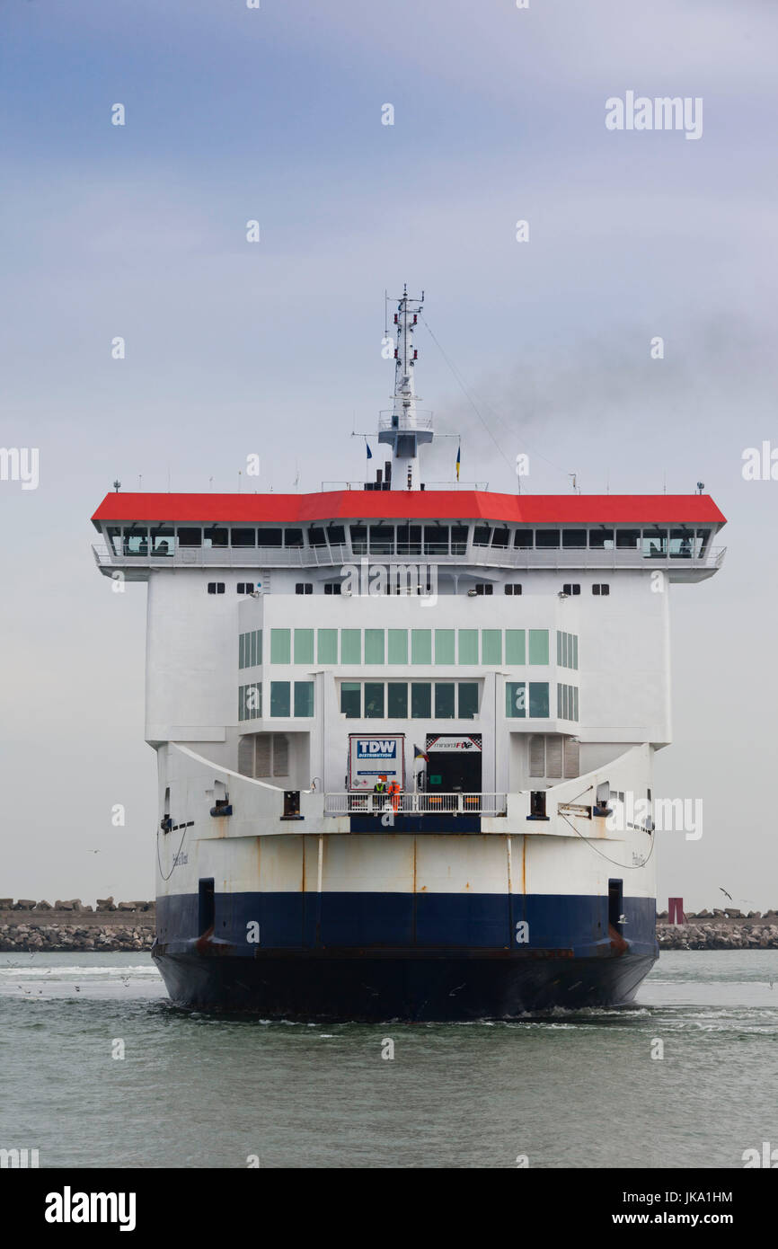 English channel ferry hi-res stock photography and images - Alamy