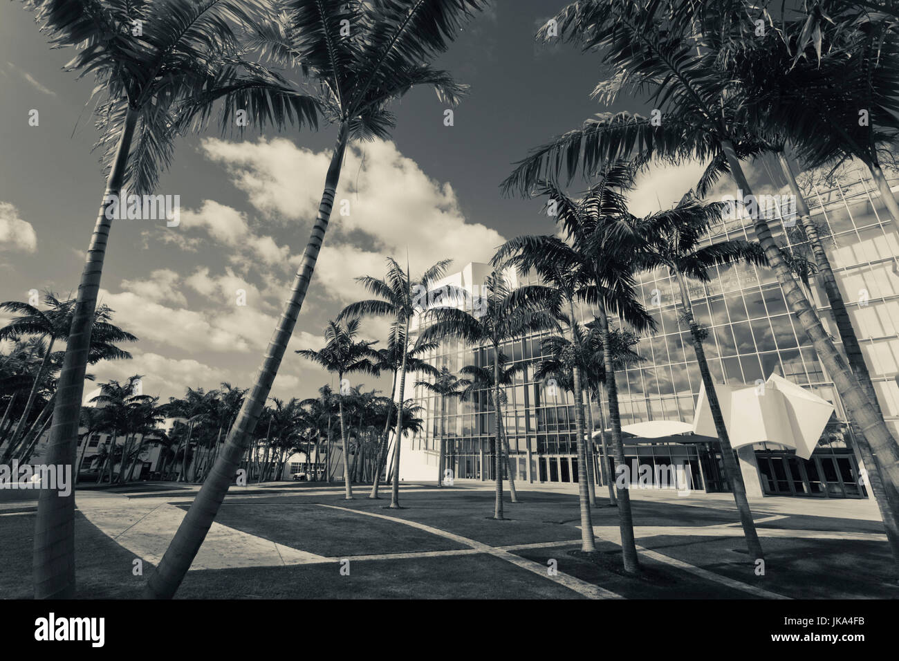 USA, Miami Beach, South Beach, New World Center, symphony hall ...