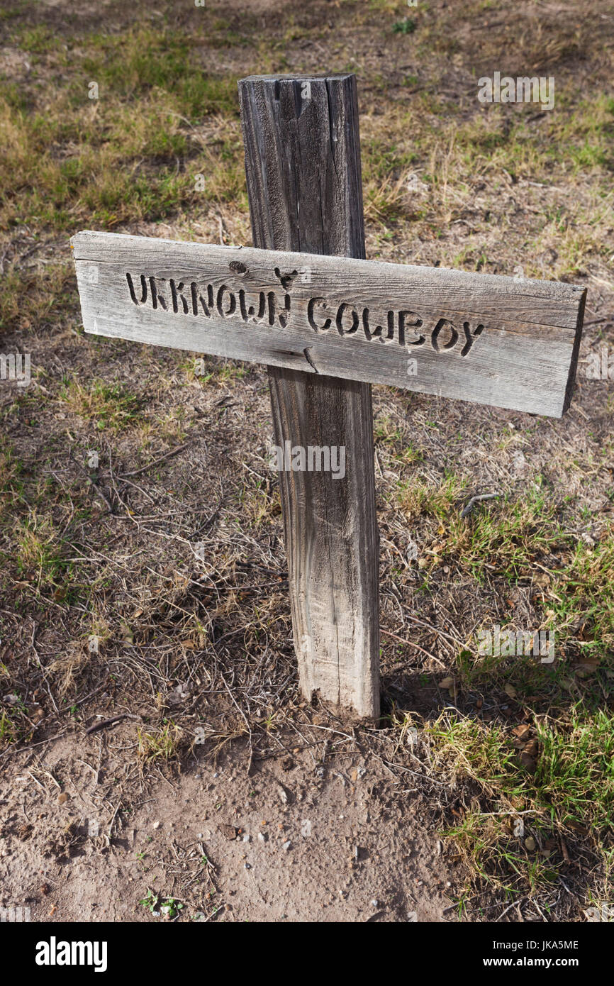USA, Kansas, Dodge City, Boot Hill Museum, Boot Hill Cemetery grave ...