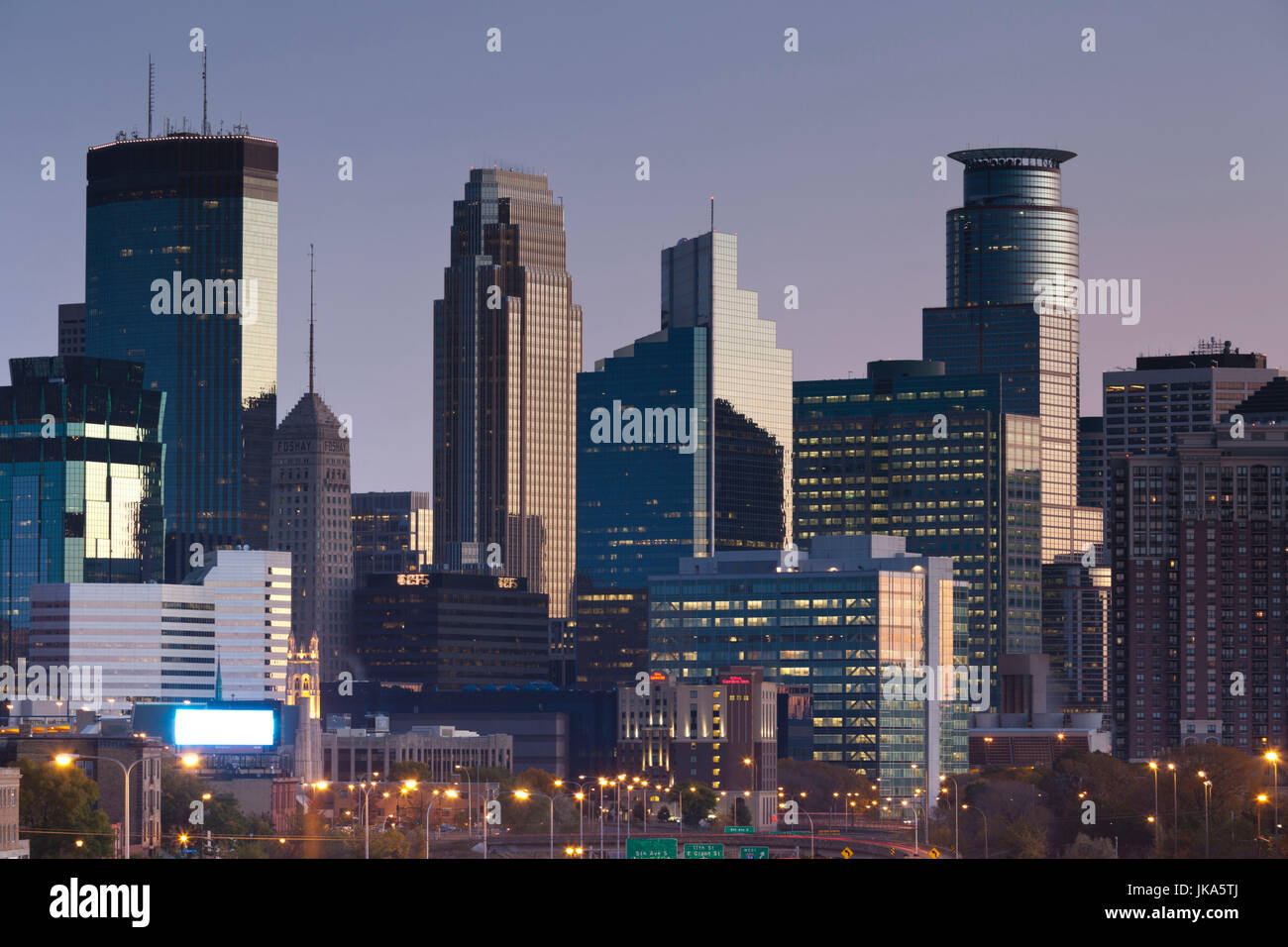 City skyline from interstate highway i 35w hi-res stock photography and ...