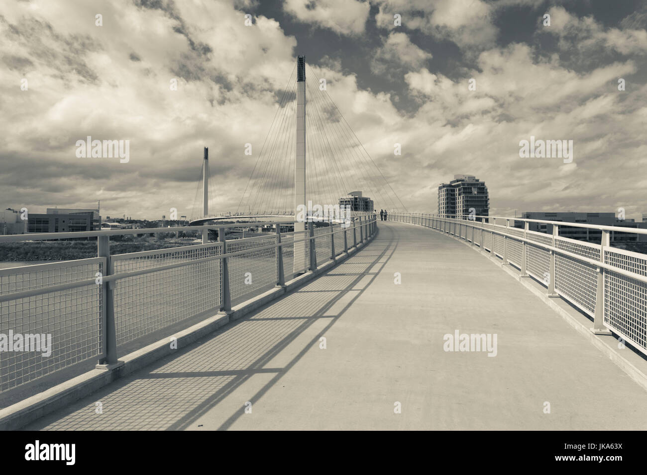 USA, Nebraska, Omaha, Bob Kerrey Pedestrian Bridge across the Missouri ...
