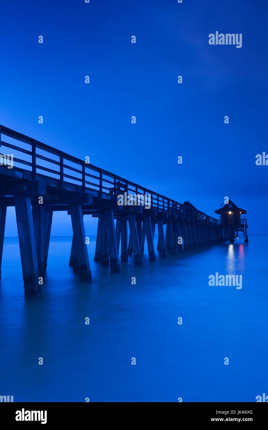 USA, Florida, Gulf Coast, Naples, Naples Pier, dawn Stock Photo - Alamy