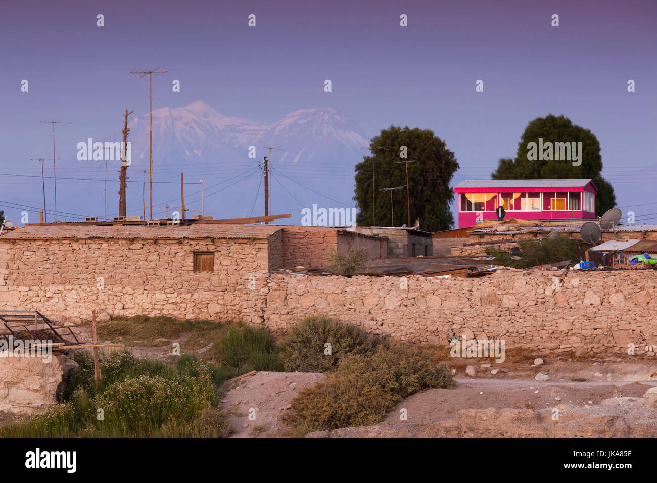 Chiu chui hi-res stock photography and images - Alamy