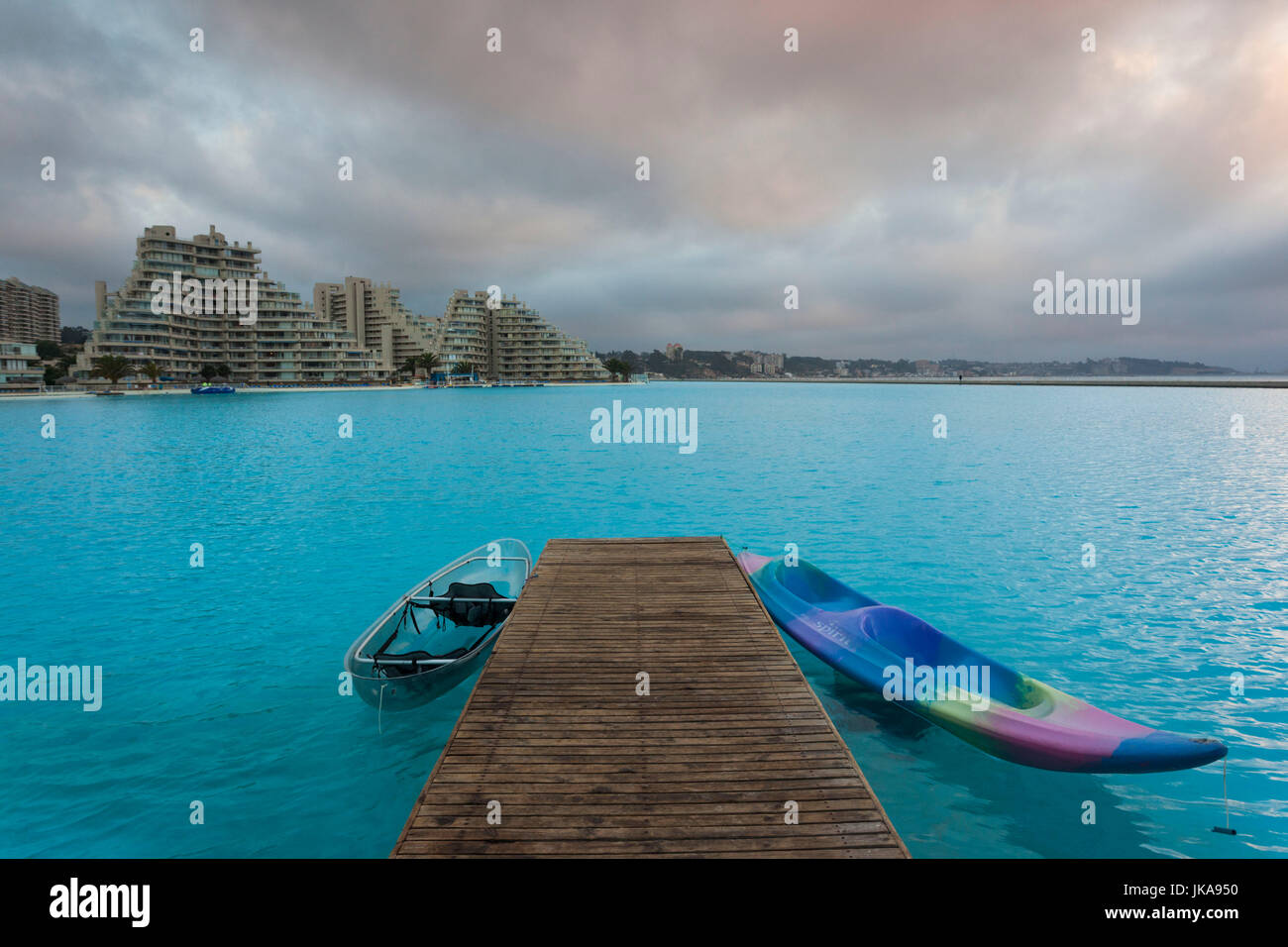 Worlds largest man made pool hi-res stock photography and images - Alamy