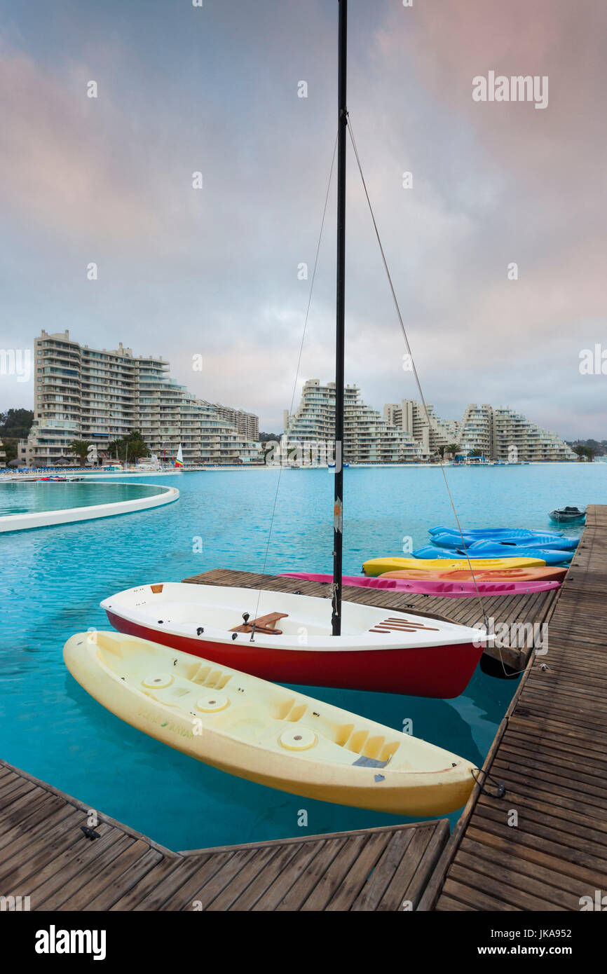 Chile, Algarrobo, San Alfonso del Mar, World's largest man-made pool ...
