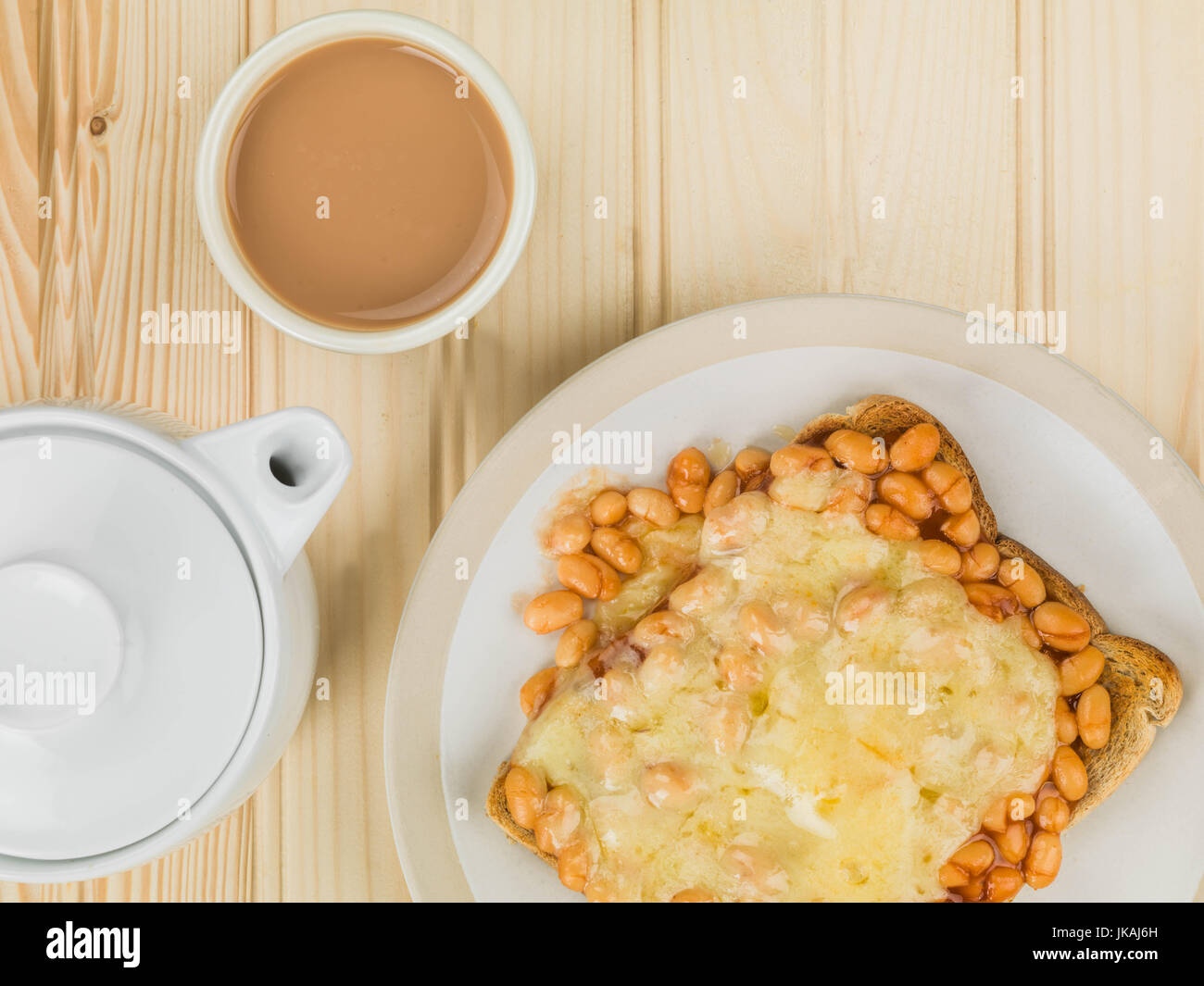 Baked beans on toast cheese hi-res stock photography and images - Alamy
