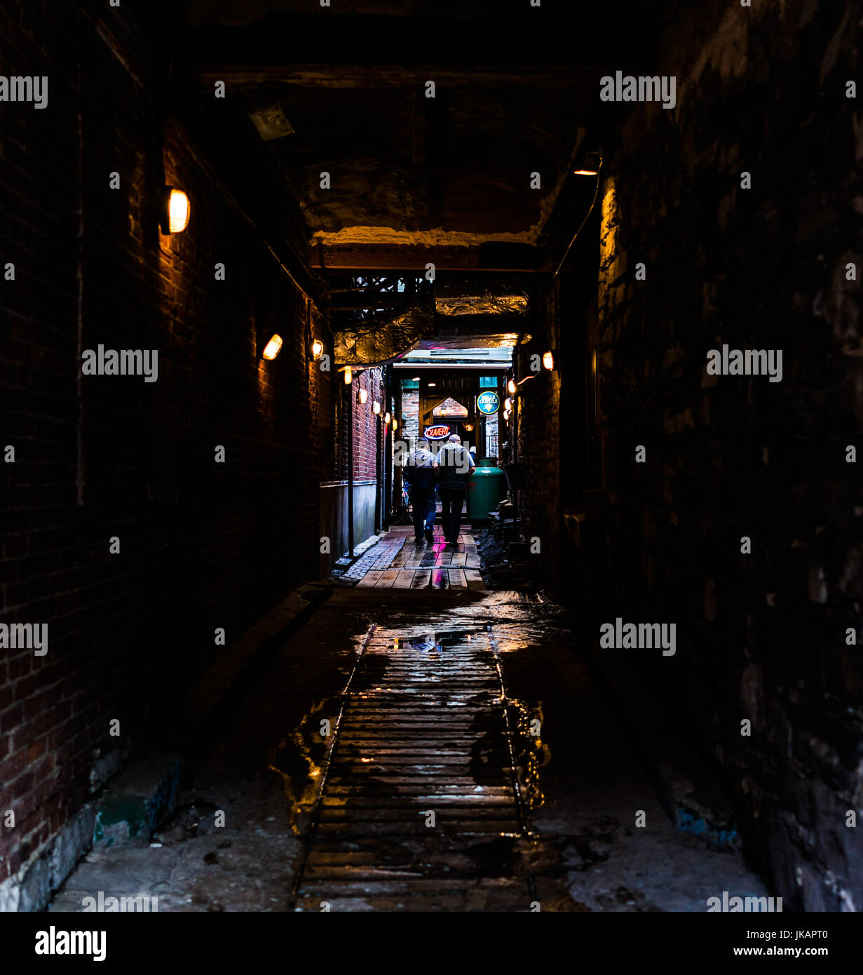 Empty narrow alleyway with street lights hi-res stock photography and ...