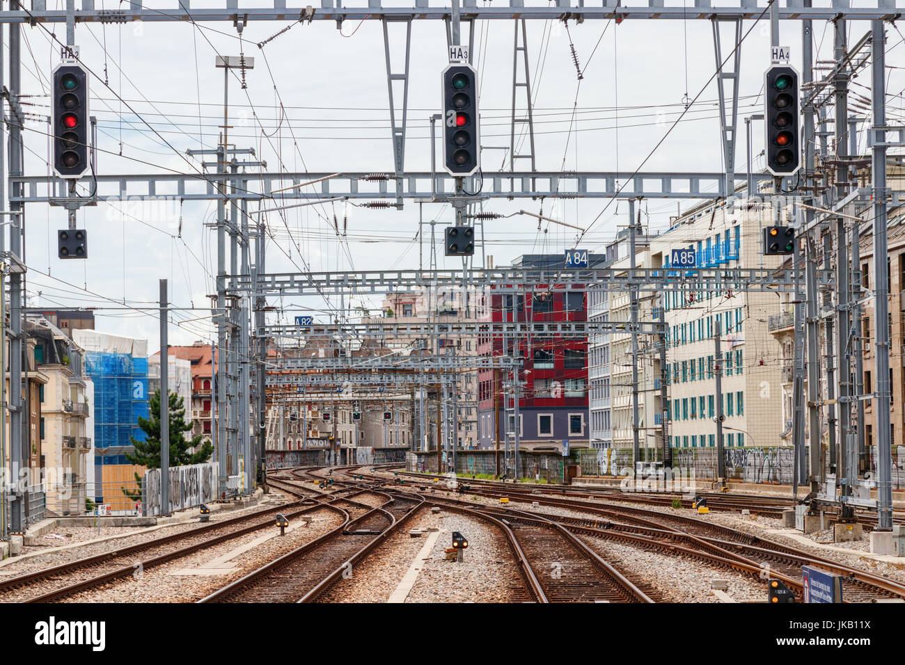 Rail yard hi-res stock photography and images - Alamy