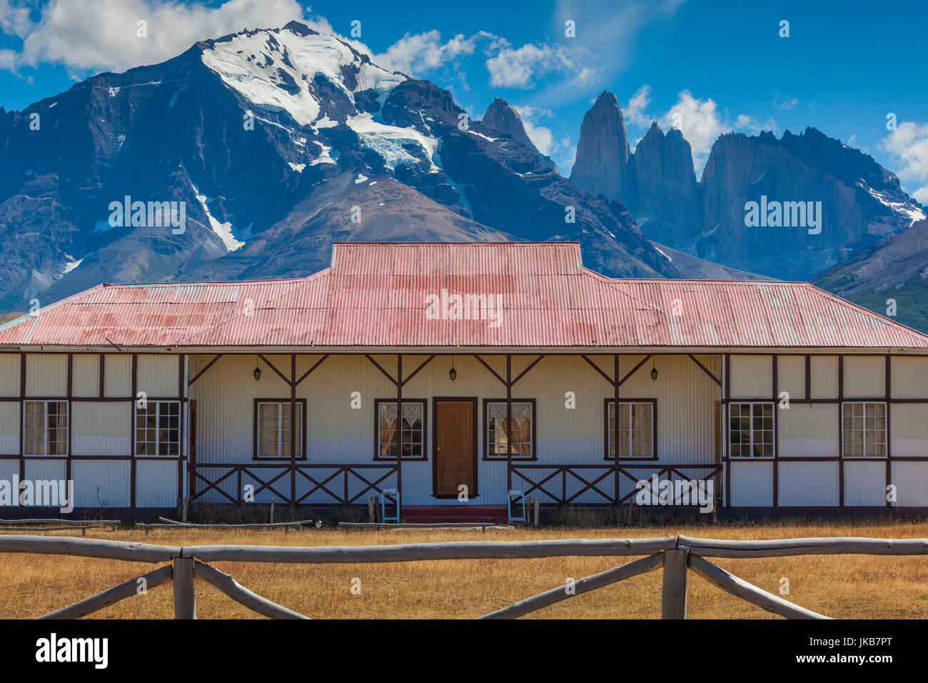 Old estancia ranch buildings hi-res stock photography and images - Alamy