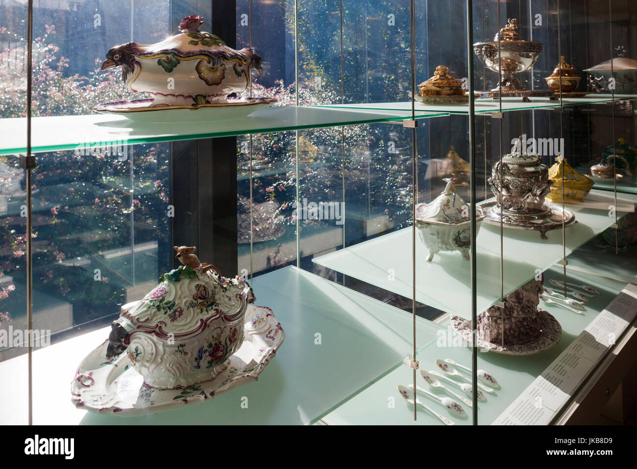 USA, Delaware, Wilmington, Winterthur Museum, decorative arts museum ...