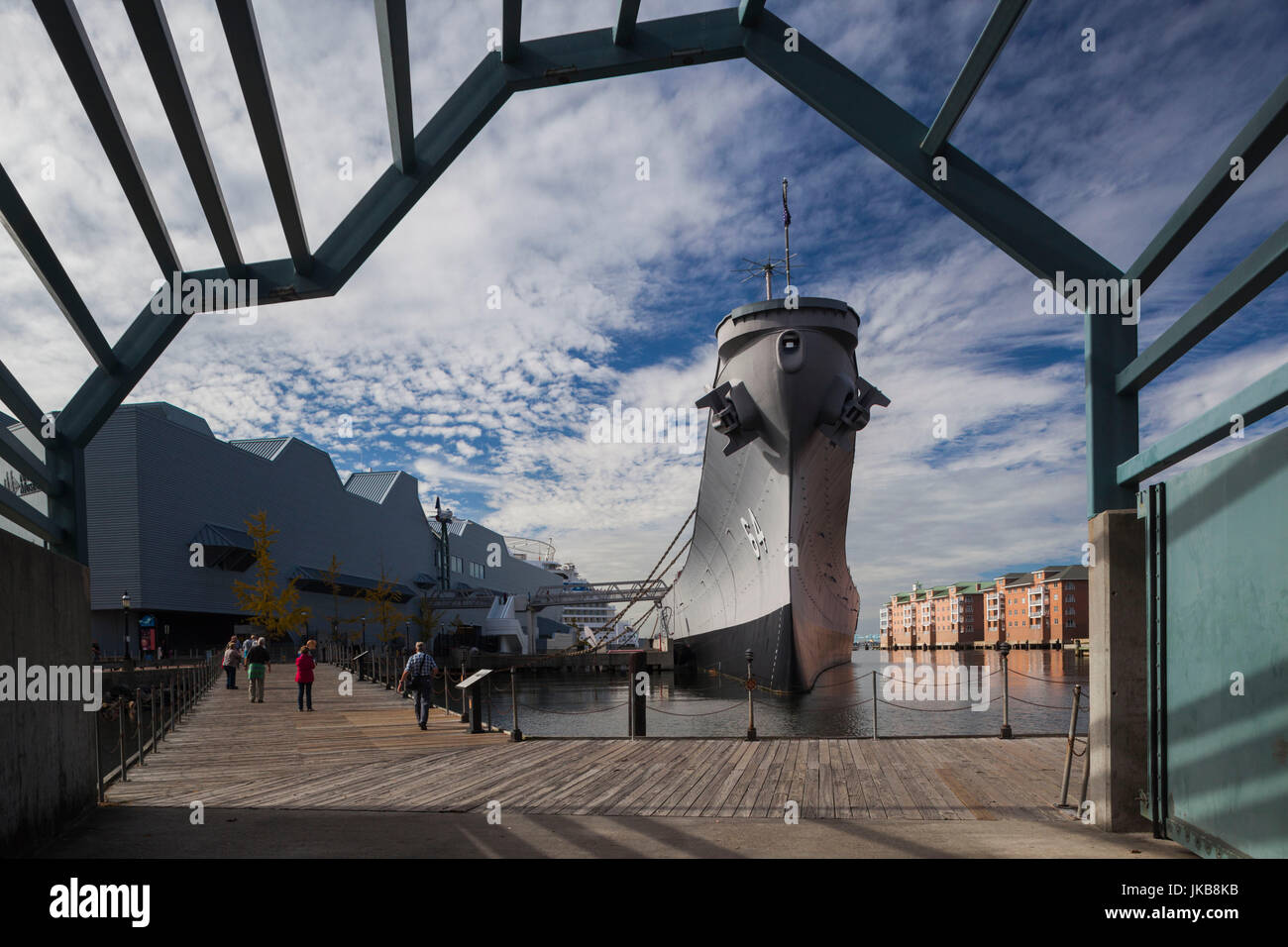 Ww2 era battleship uss wisconsin hi-res stock photography and images ...