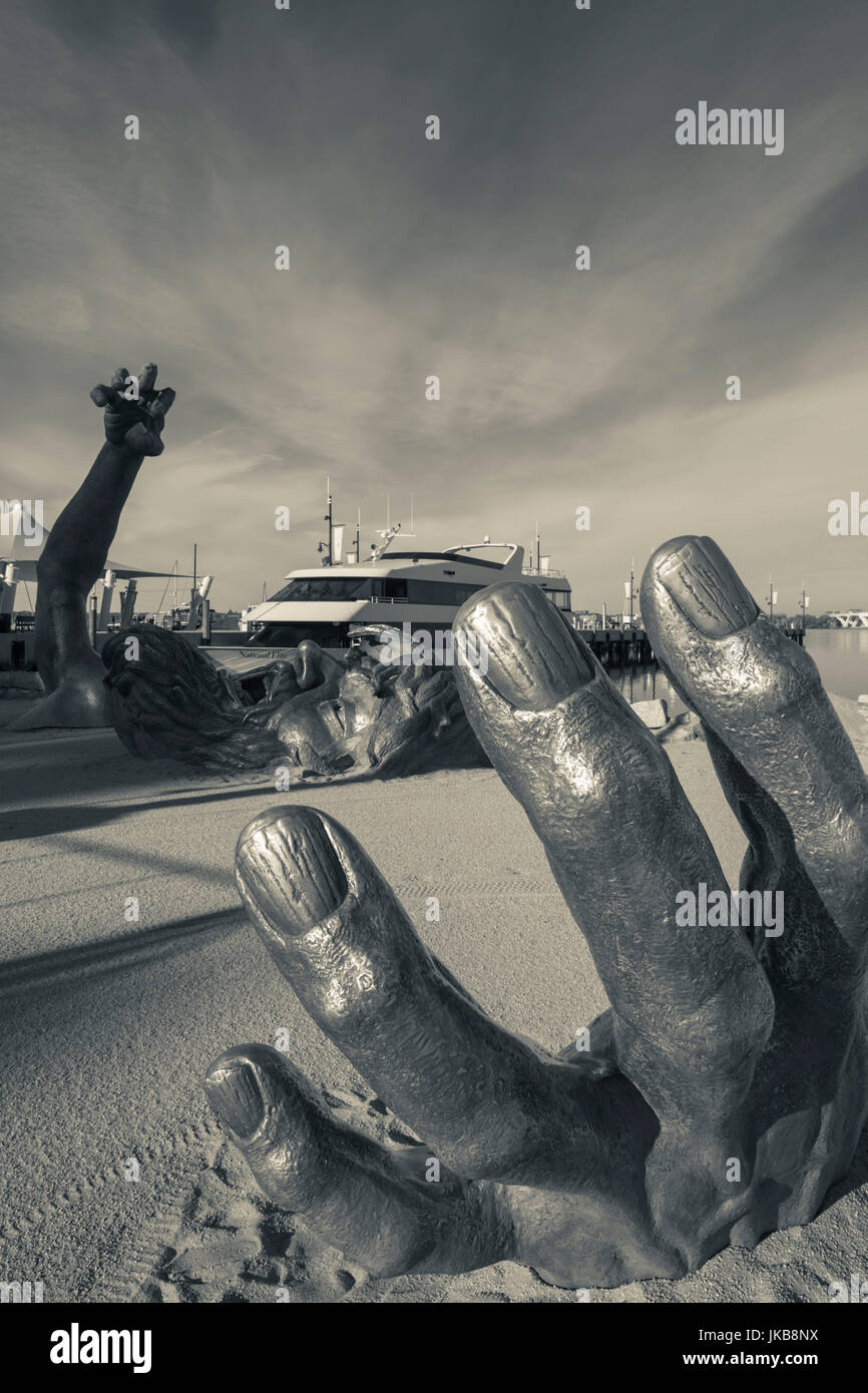 The awakening sculpture hi-res stock photography and images - Alamy