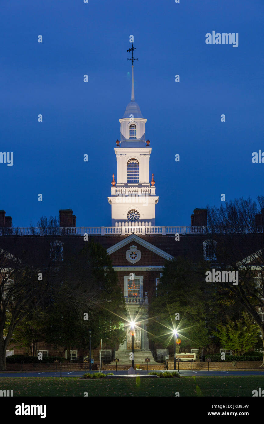 USA, Delaware, Dover, Legislative Hall, Delaware State House, dawn ...