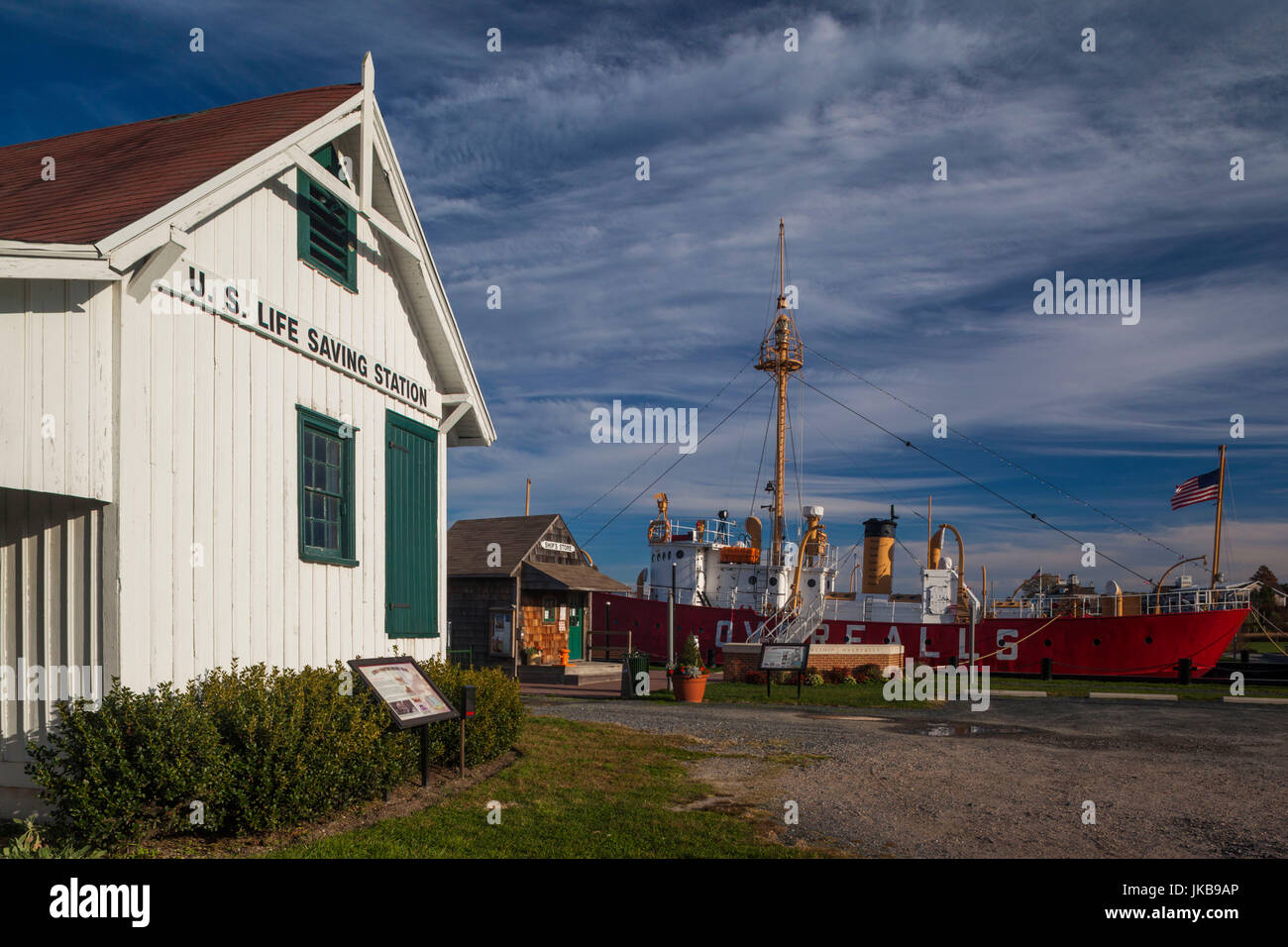 Lightship overfalls and us coast guard lifesaving station hi-res stock ...