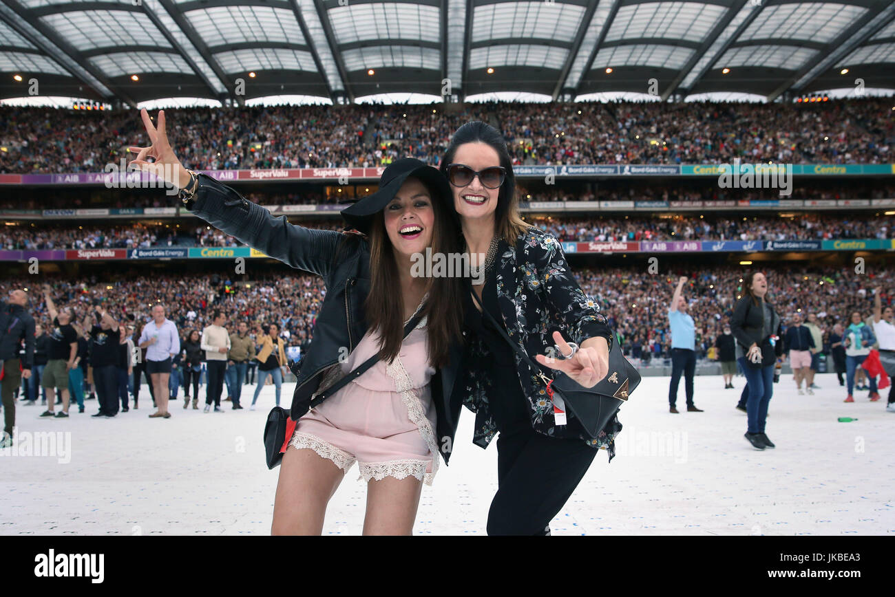 Fans at the U2 concert at Croke Park in Dublin Stock Photo - Alamy