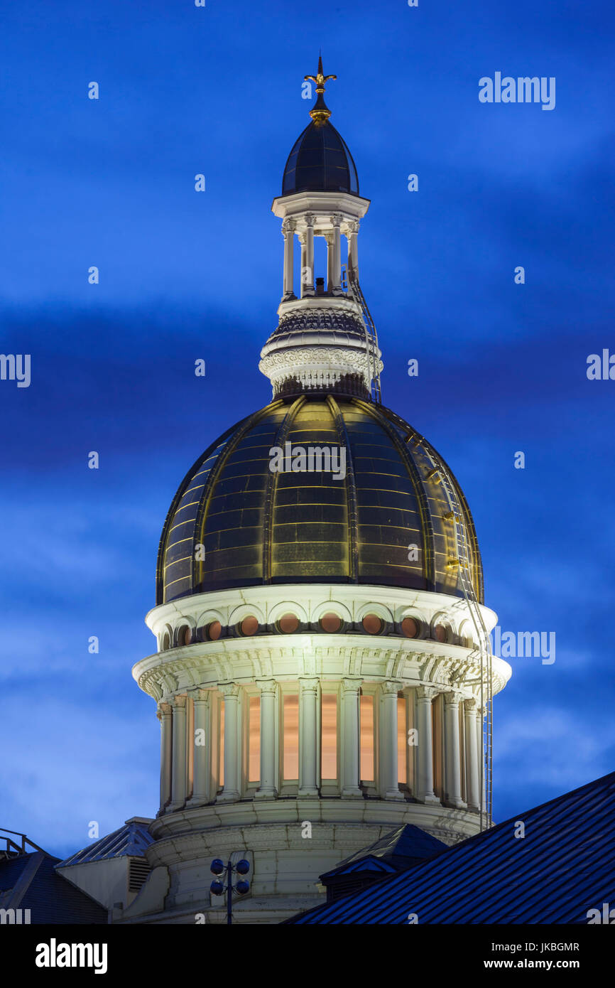 New jersey state capitol dome hi-res stock photography and images - Alamy