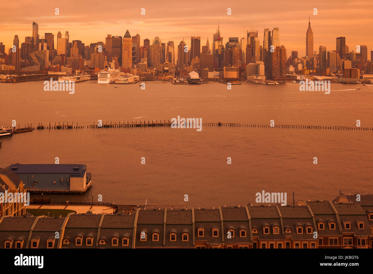 Midtown manhattan from weehawken hi-res stock photography and images - Alamy