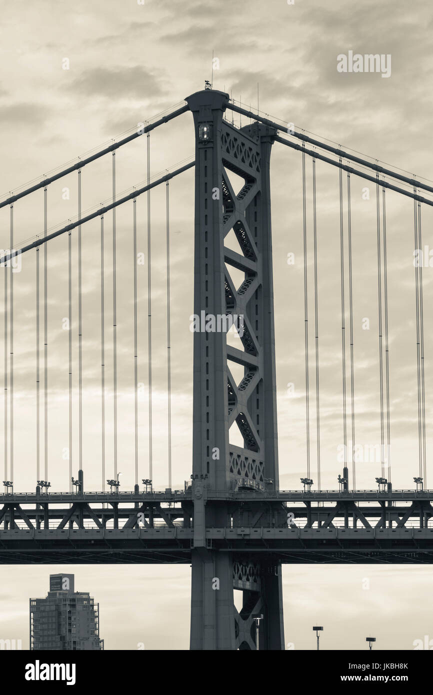 USA, Pennsylvania, Philadelphia, Benjamin Franklin Bridge on the ...