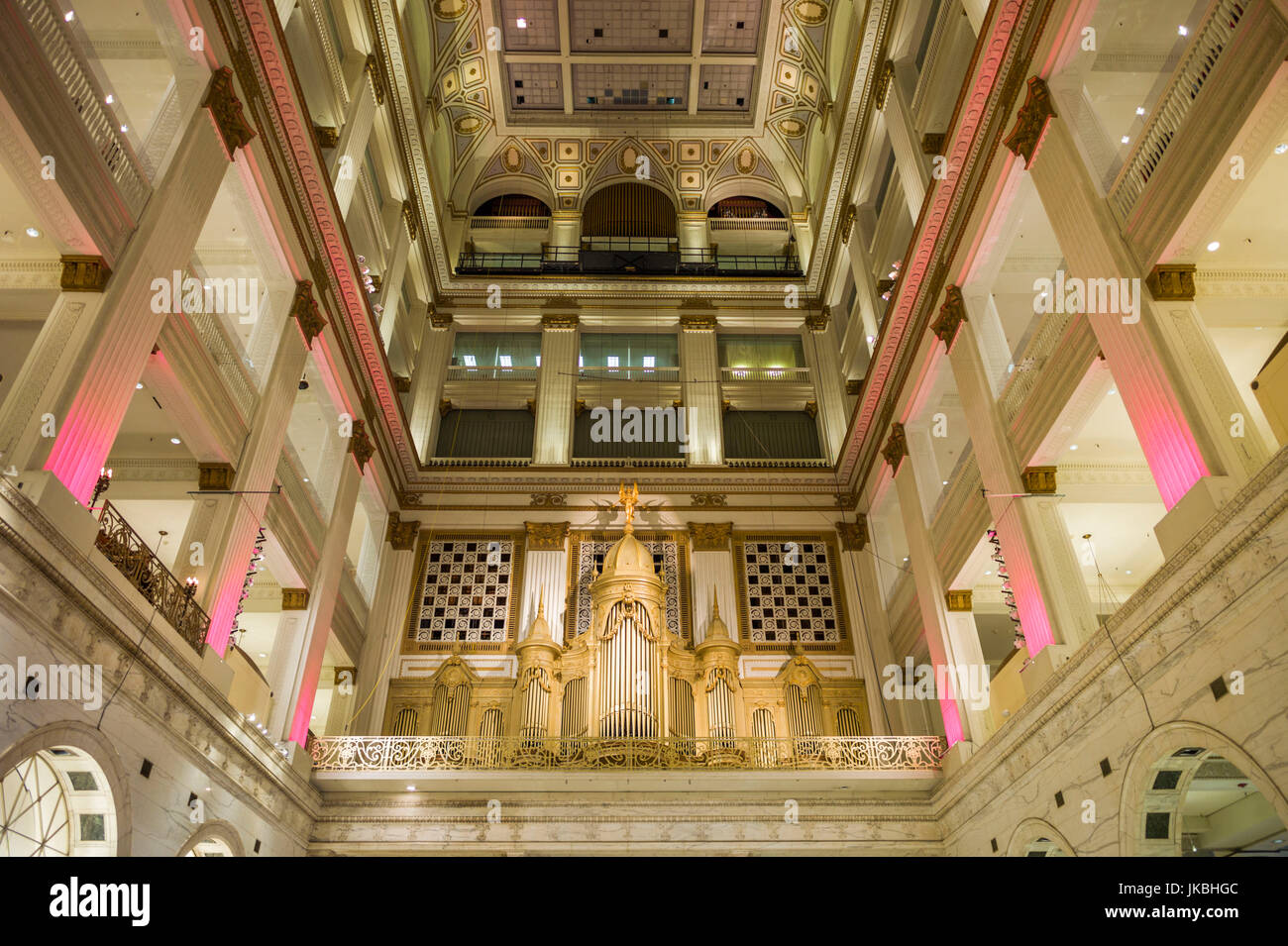 Macy's department store interior hi-res stock photography and images ...