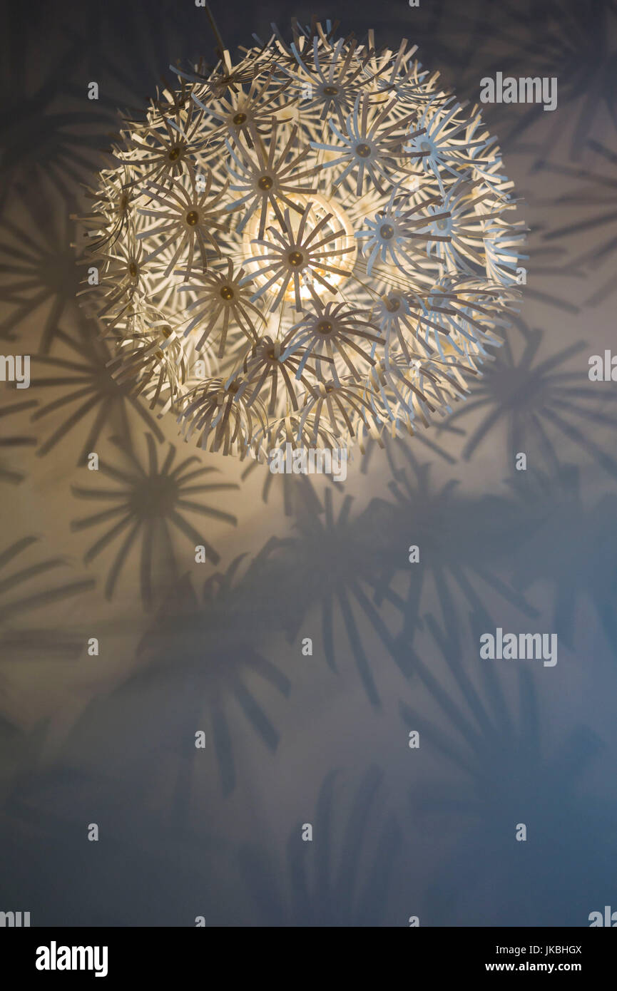 Snowflake lamp hi-res stock photography and images - Alamy