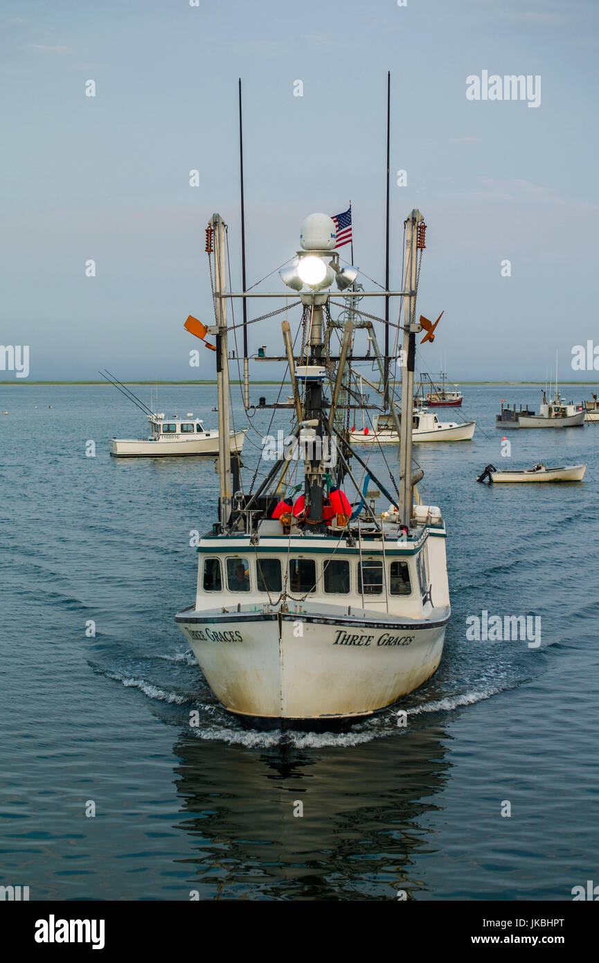 Chatham fish pier hi-res stock photography and images - Alamy