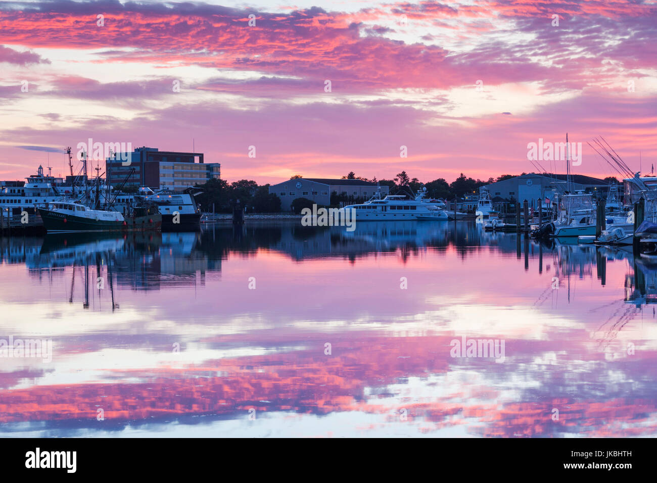 USA, Massachusetts, Cape Cod, Hyannis, Hyannis Inner Harbor, Dawn Stock ...