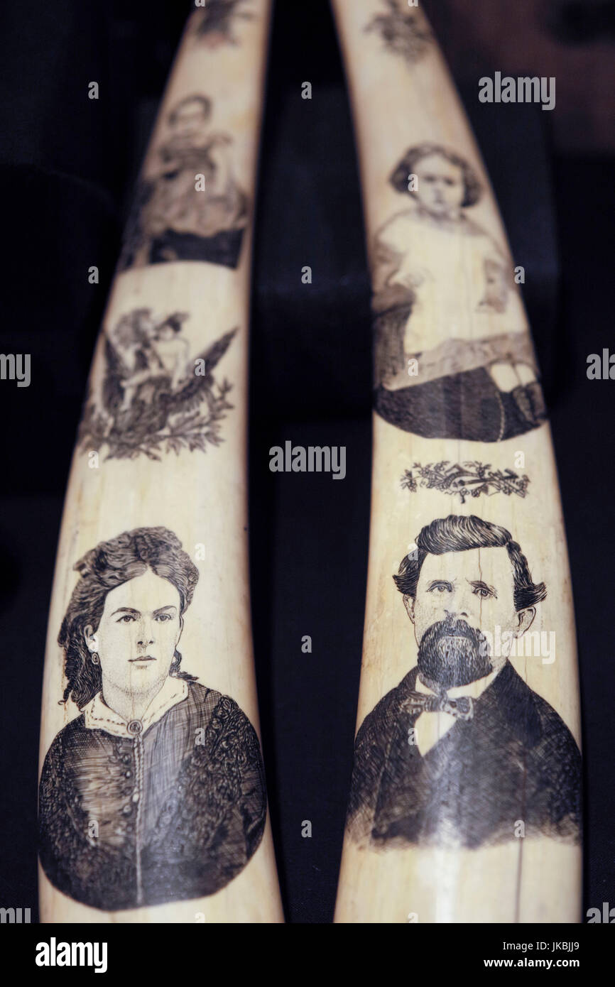 Scrimshaw whale hi-res stock photography and images - Alamy