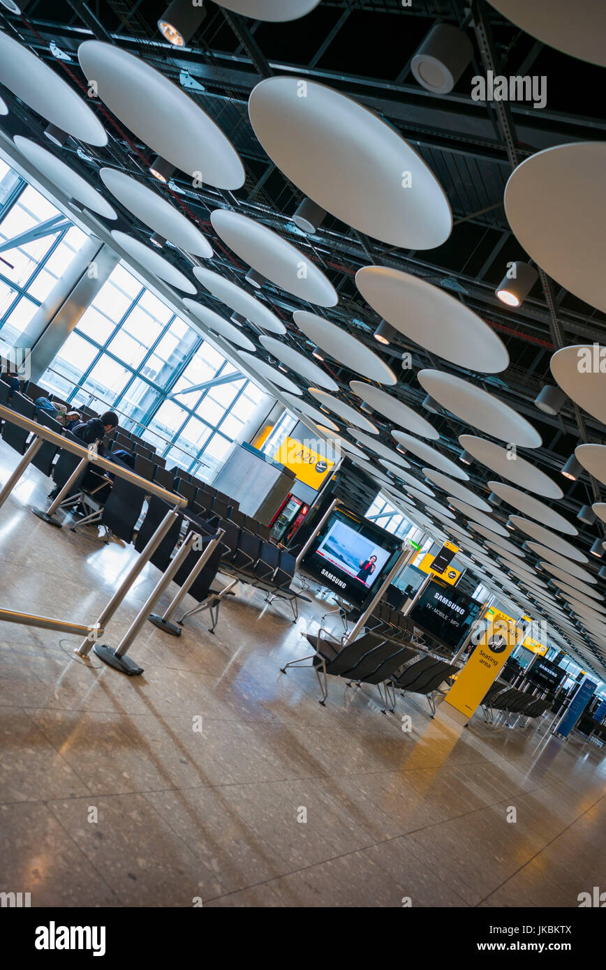 London City Airport High Resolution Stock Photography and Images - Alamy