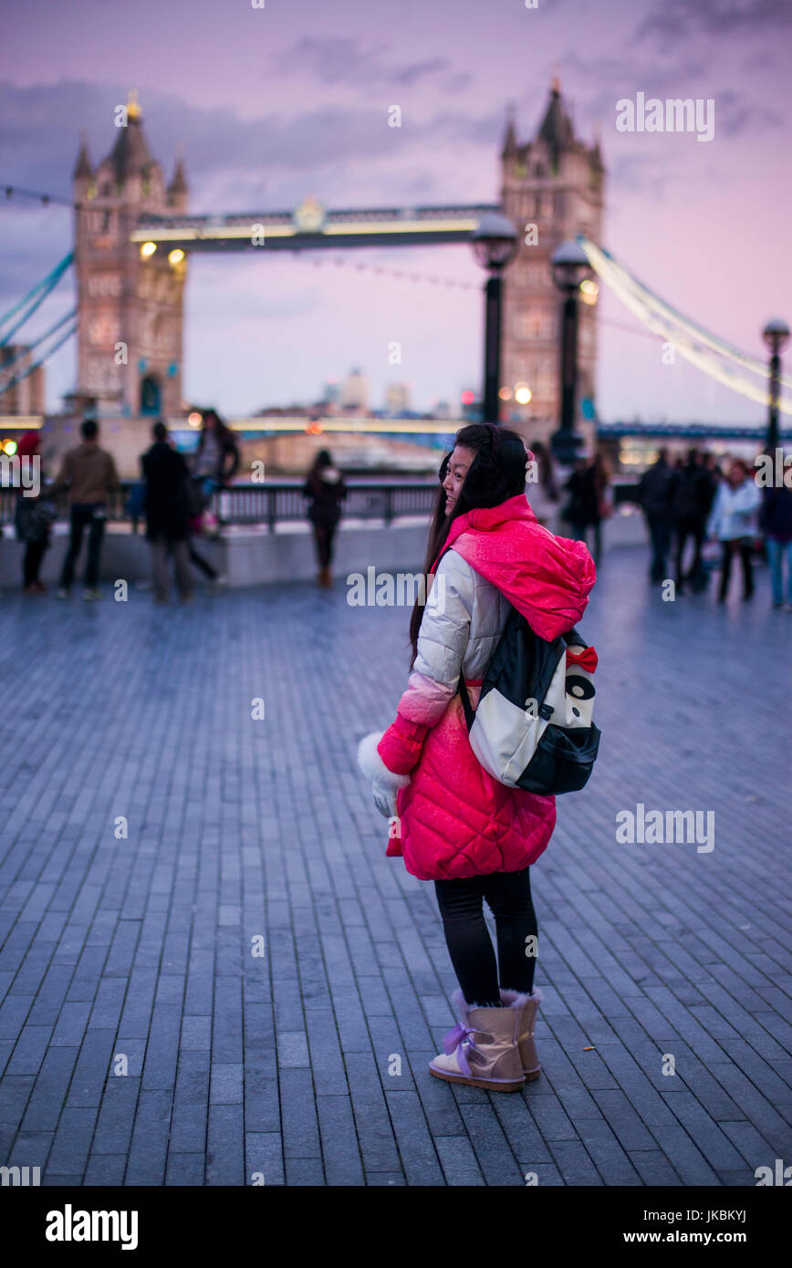 Asian woman england hi-res stock photography and images - Alamy