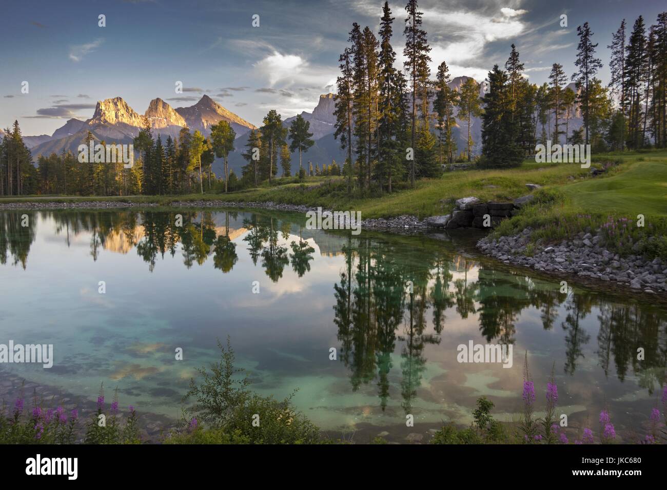 Canmore Golf Course High Resolution Stock Photography and Images - Alamy