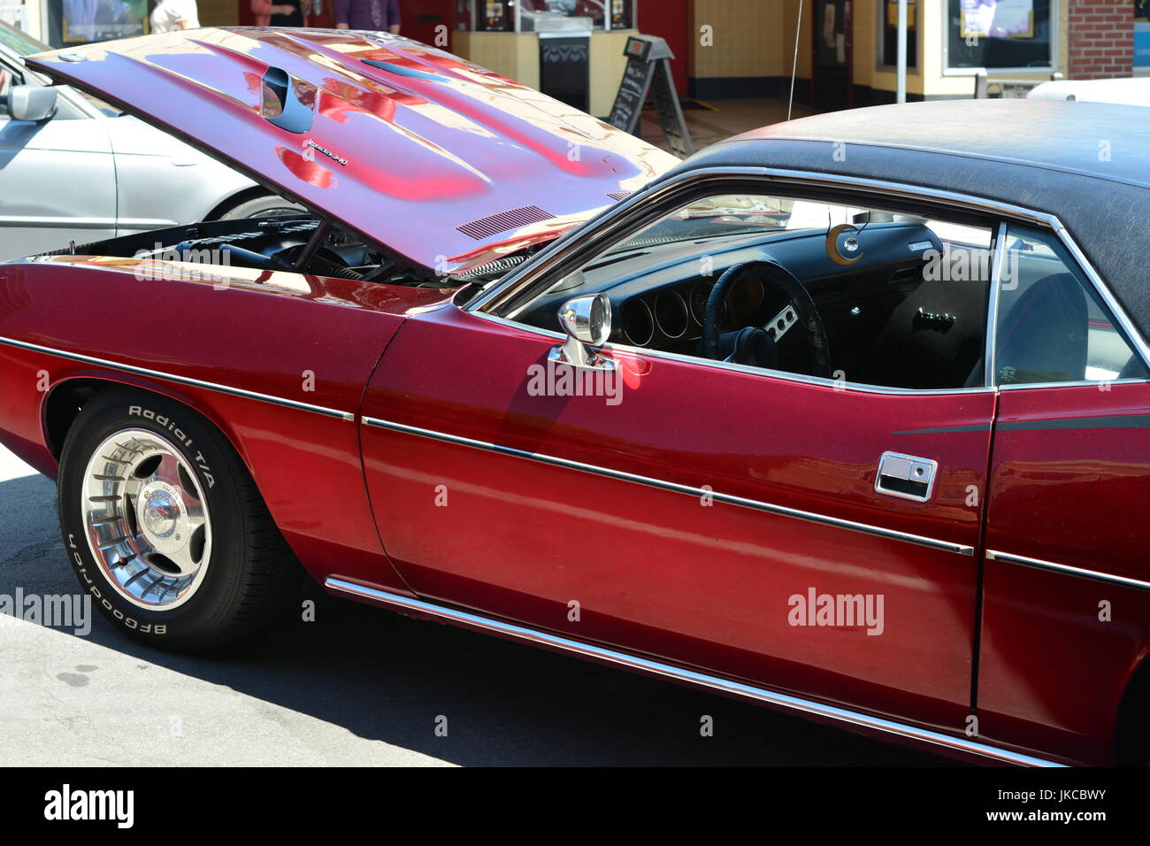 Restored vintage automobiles hi-res stock photography and images - Alamy