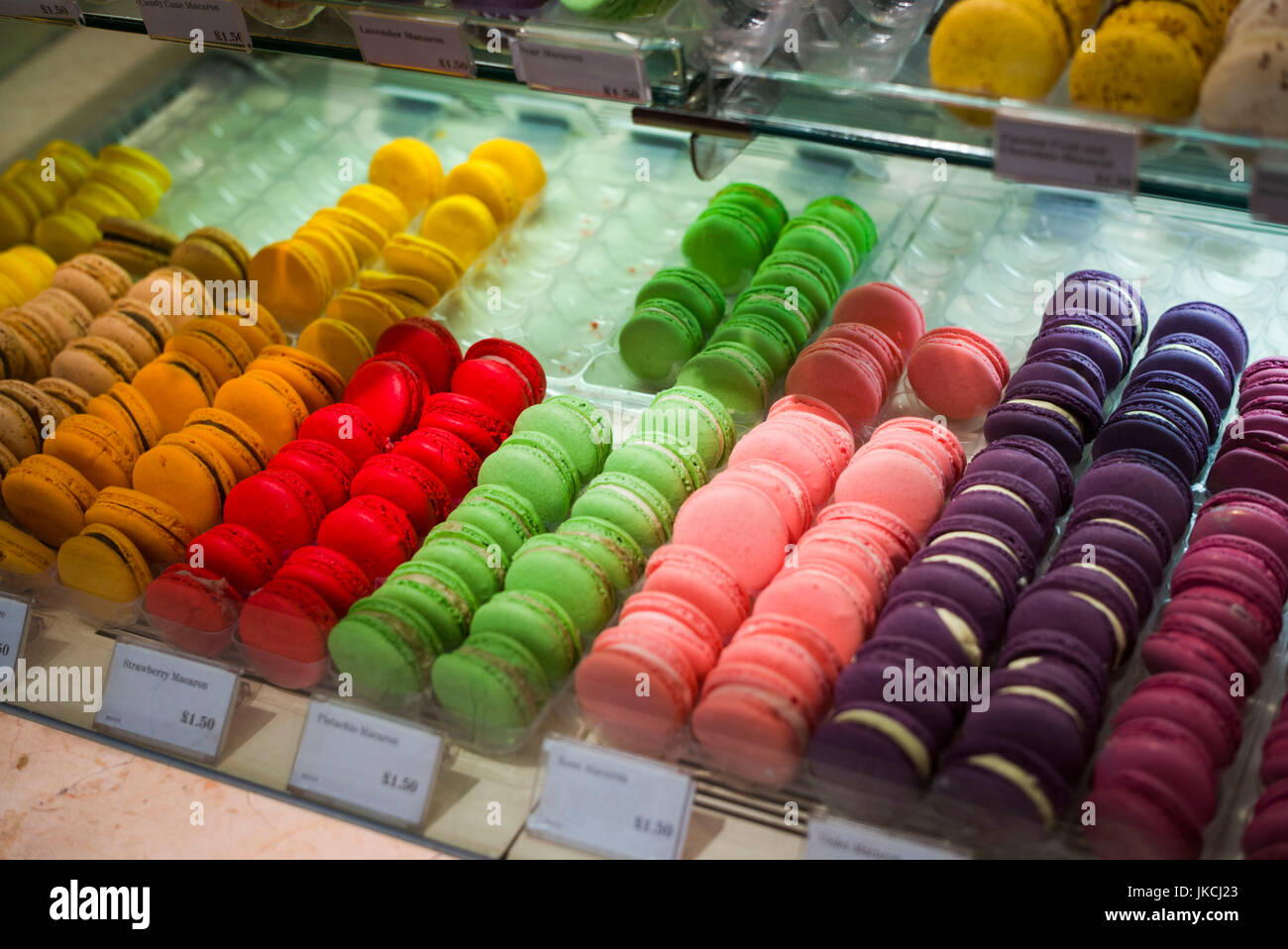 England, London, St. James, Fortnum and Mason store, macaron cookies ...