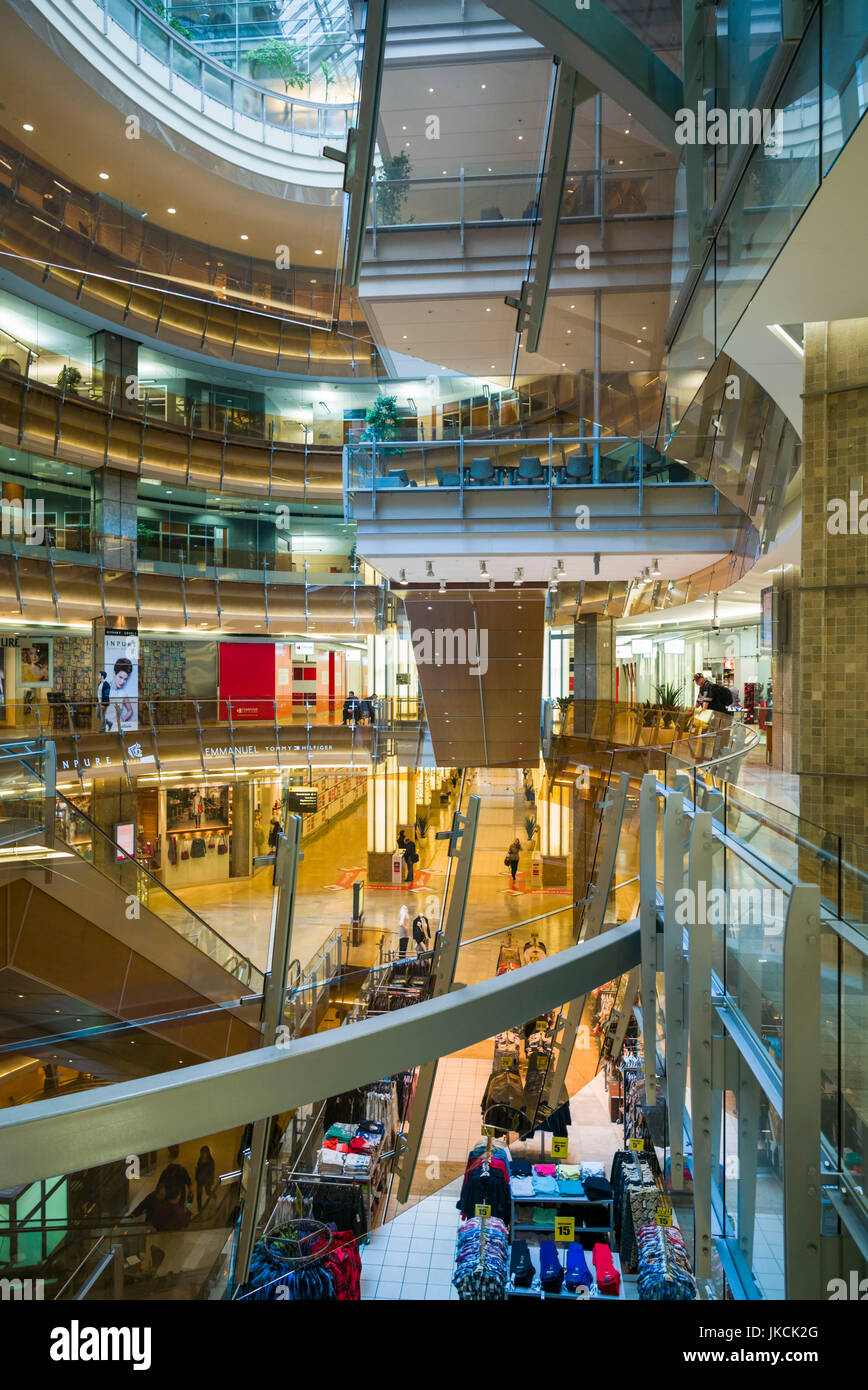 Shoppping mall hi-res stock photography and images - Alamy