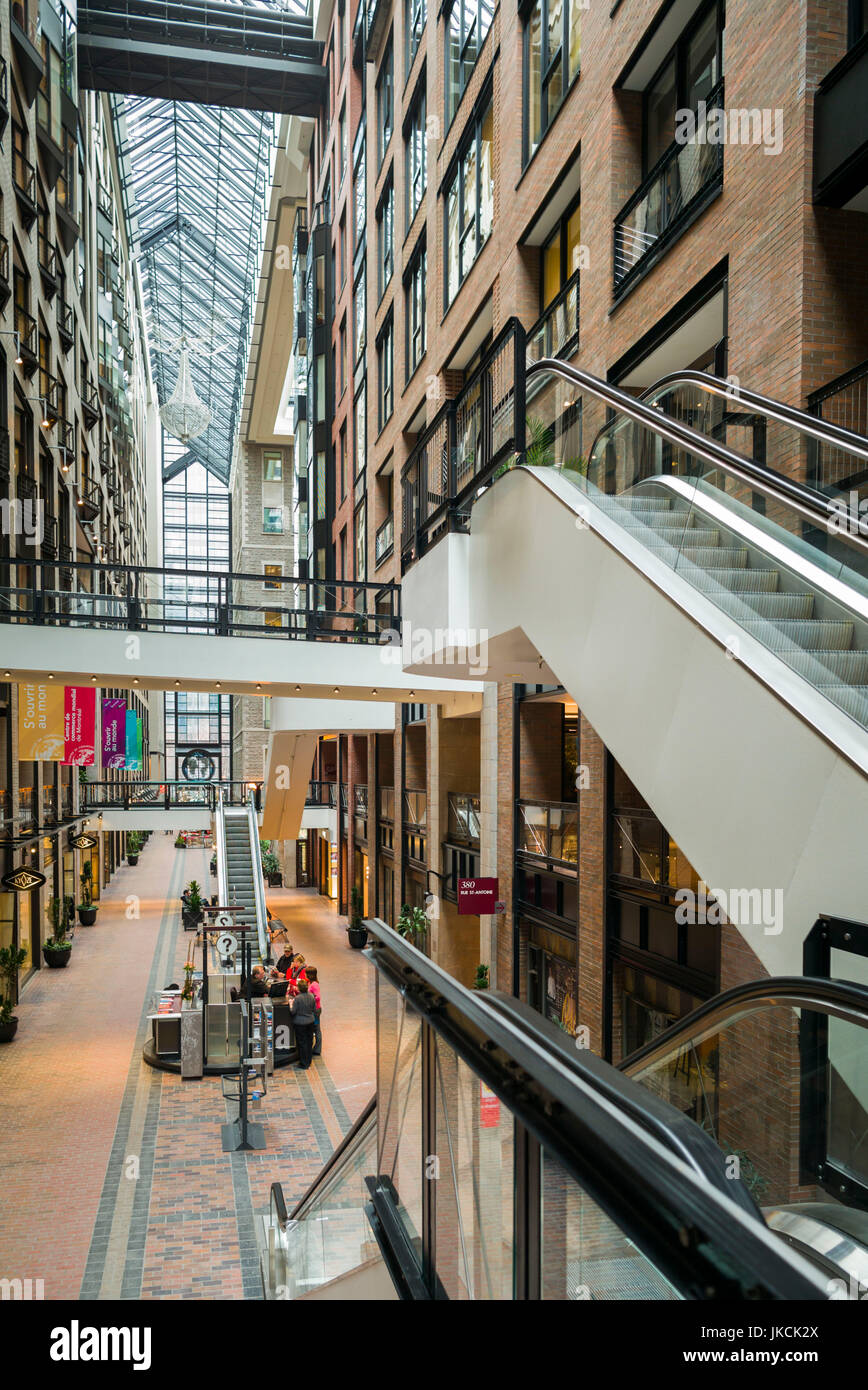 Canada, Quebec, Montreal, Centre de commerce mondial de Montreal, World ...
