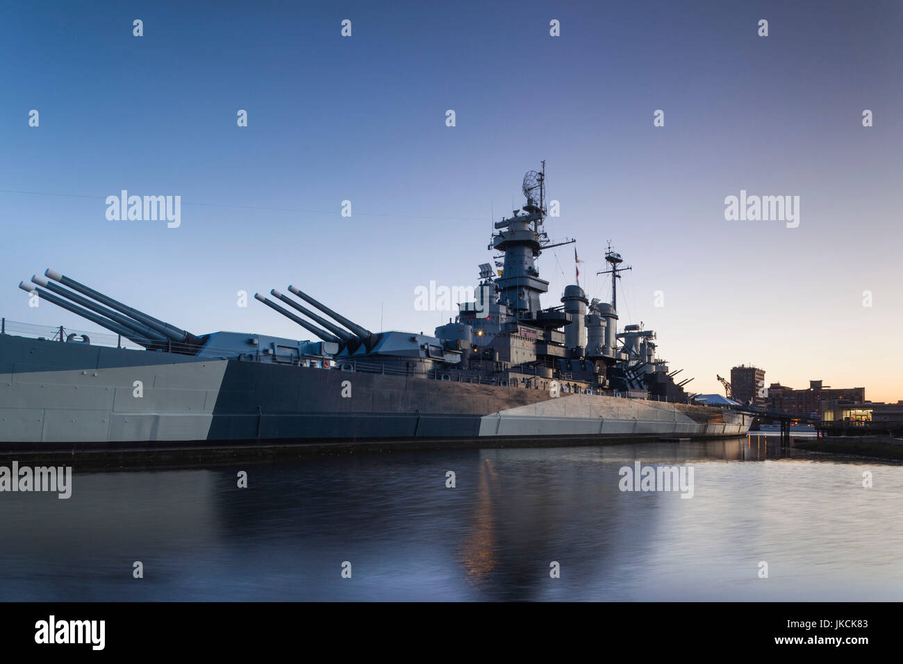 Battleship uss north carolina hi-res stock photography and images - Alamy