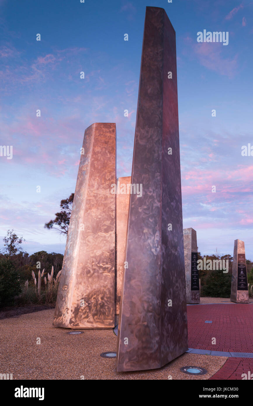 USA, North Carolina, Kitty Hawk, Monument to a Century of Flight, dawn ...